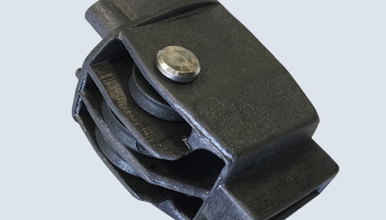 470/420 Mast Base- 4 sheaved heel plug Superspar - Mackay Boats